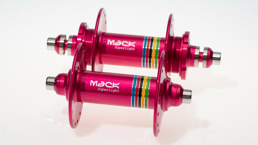 THE MACK COMPANY. Light track hubs - Mackhubs